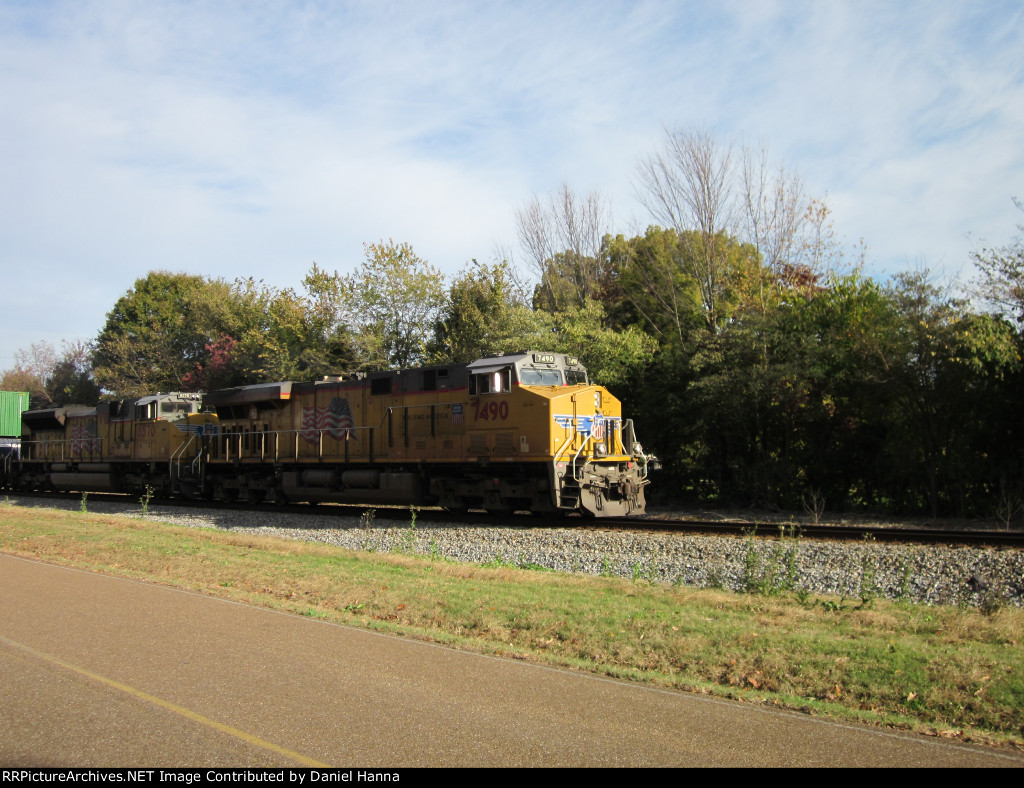 2 UPs lead intermodal through Germantown